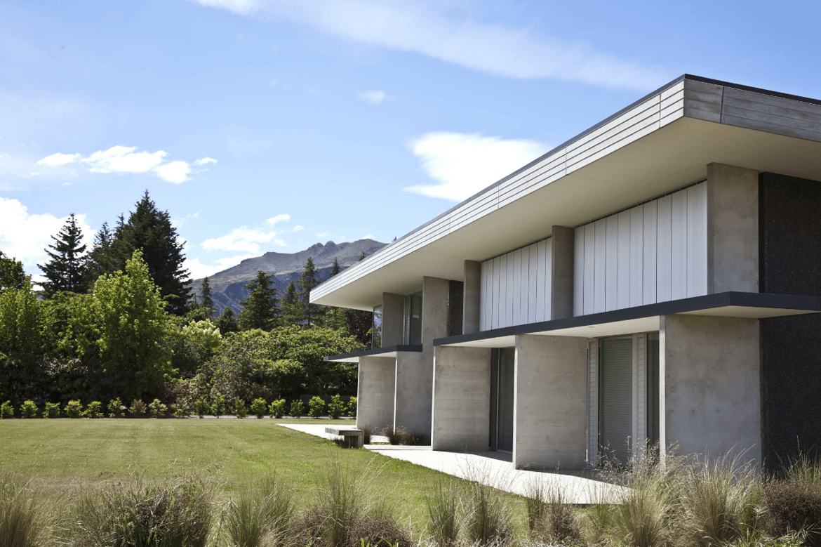 Motorised louvres explained