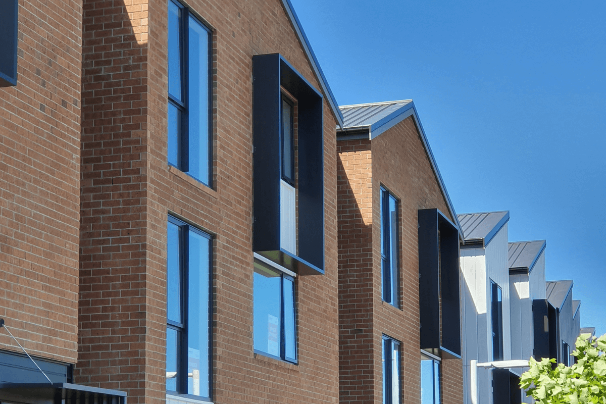 5 reasons to install window shrouds on a home | Aurae