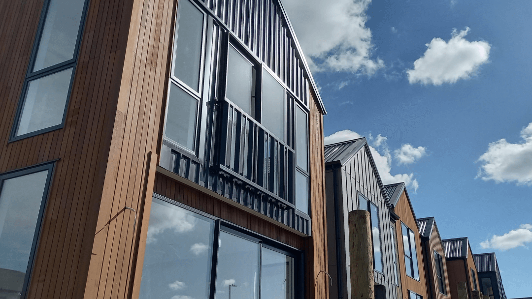 Can louvres act as a balustrade or fall protection?